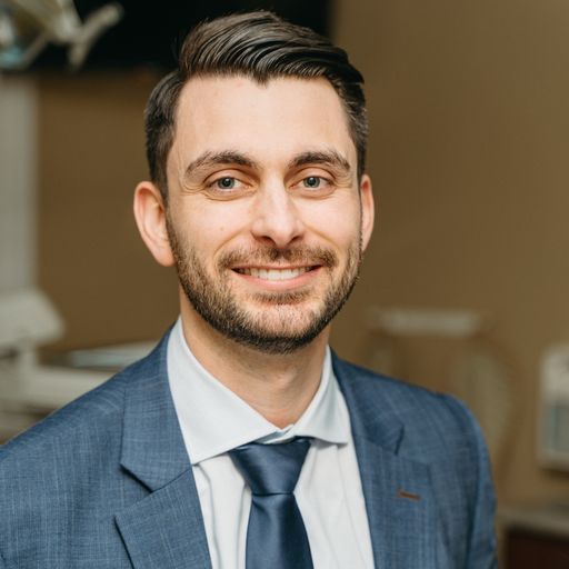 Cosmetic Dentist in Downtown Chicago | Chicago Dental Clinic